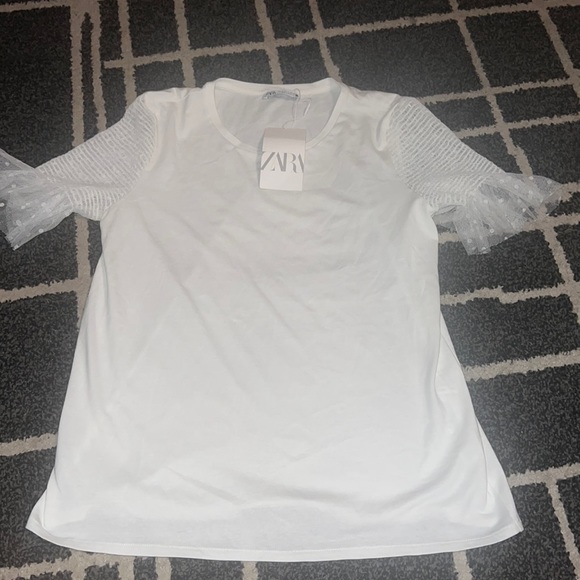 Zara | Tops | Zara White Blouse Beautiful And Nice With Lace Sleeves ...